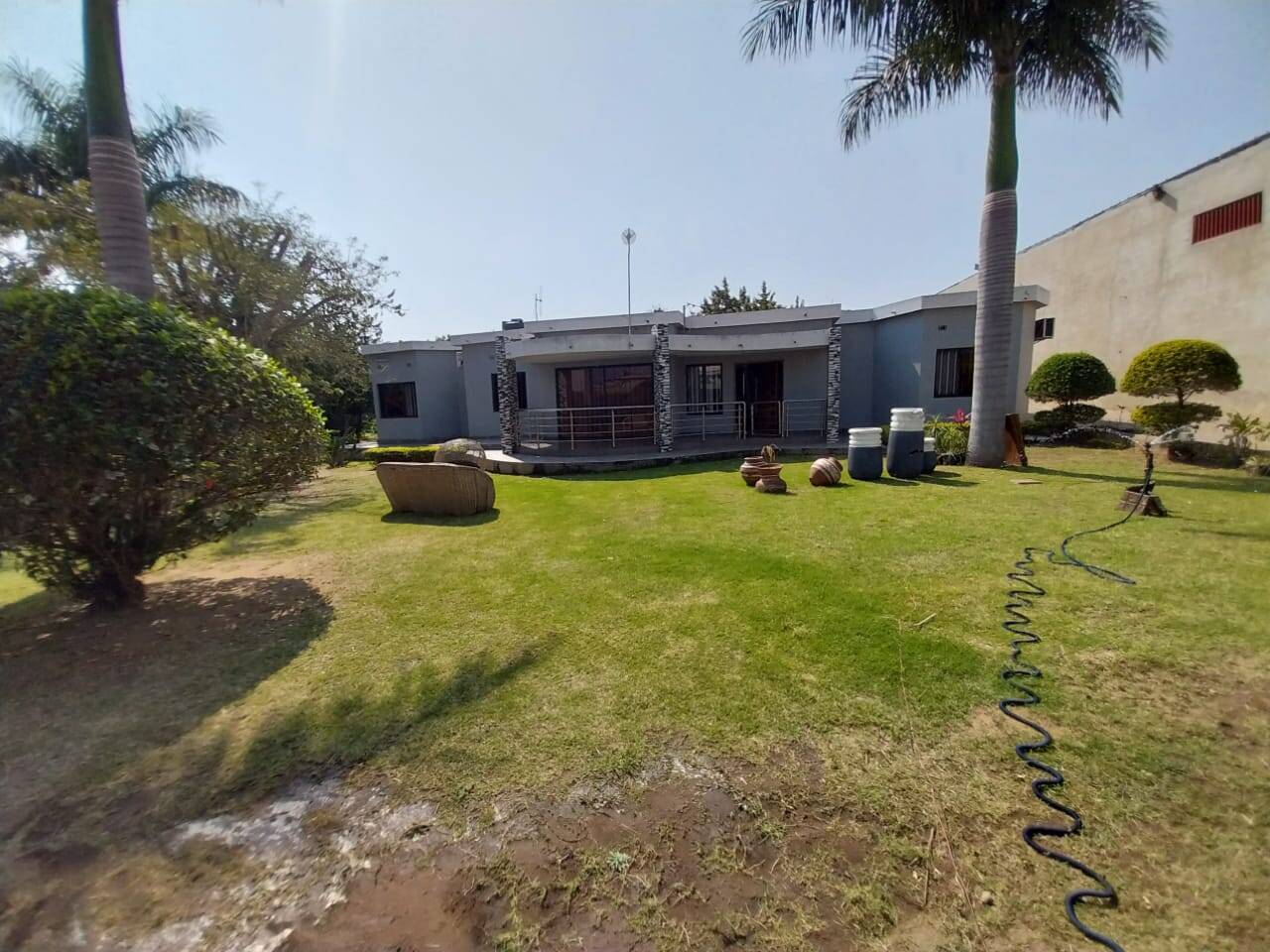 MODERNA MORADIA T4 NO BAIRRO MATOLA RIO - 2280